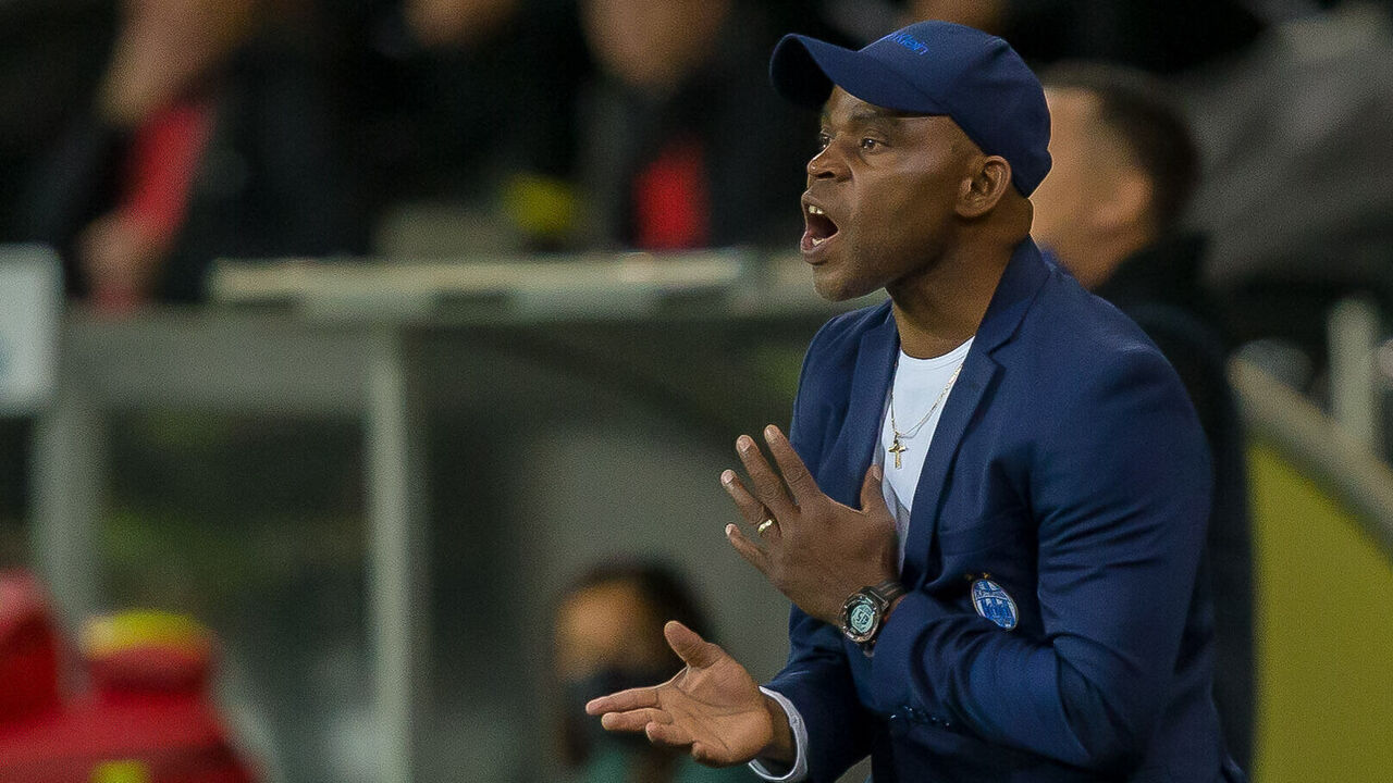 Why does European soccer keep ignoring African coaches? - HotshotPlay